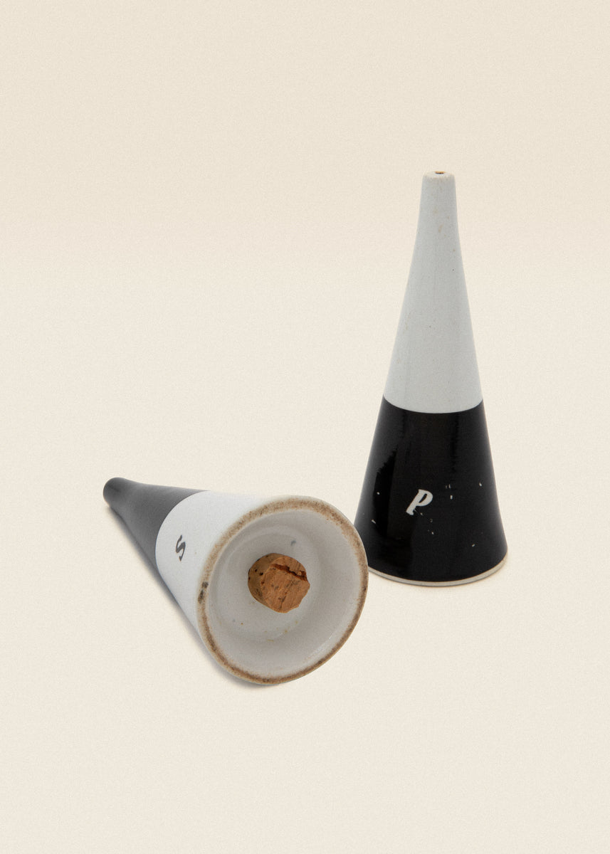 Stig Lindberg "LA" SALT&PEPPER SET/BLACK&WHITE スティグ・リンドベリ 公式通販 ...